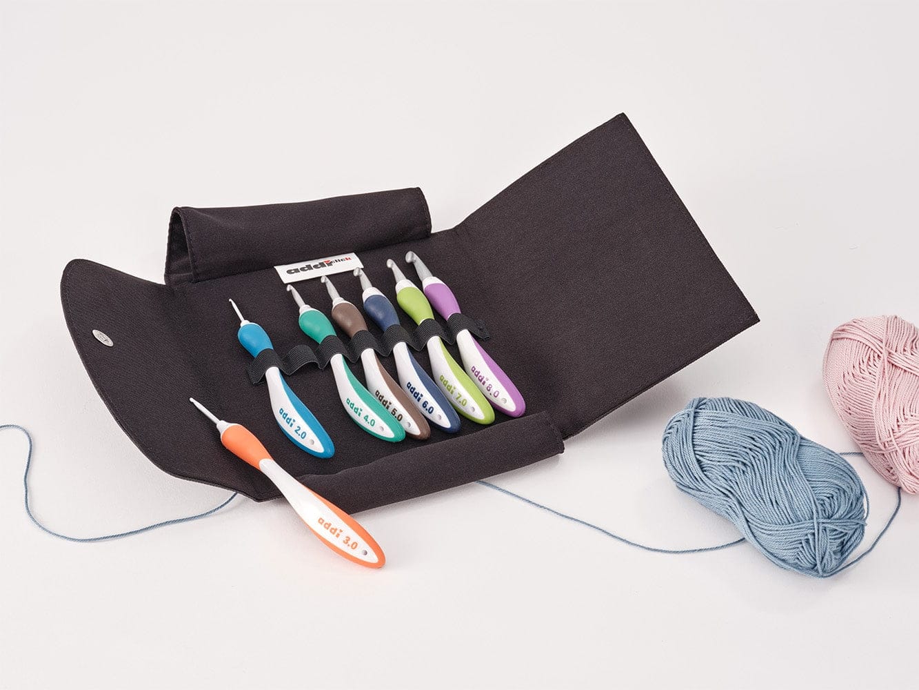 Addi Crochet Hooks: Swing Ergonomic & Swing Maxi, Germany